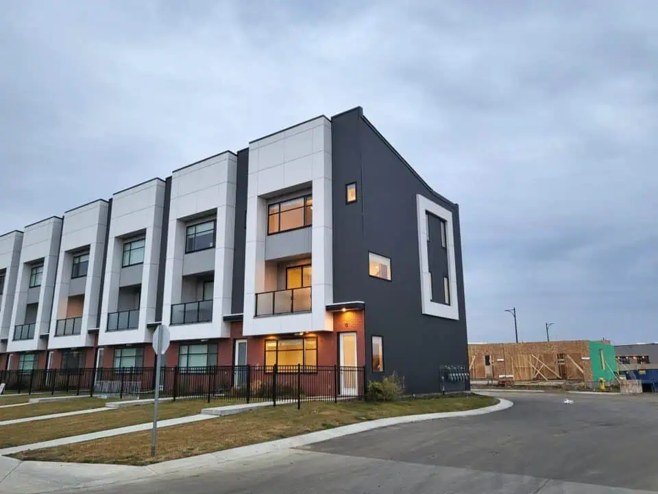 Eve At Erin Ridge Towns | Platinum Access, Pricing & Availability